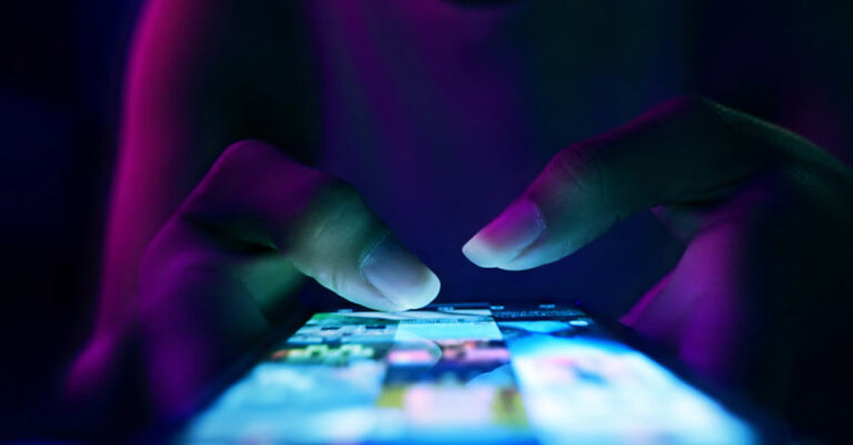 Is Social Media Addictive? Signs of Social Media Addiction